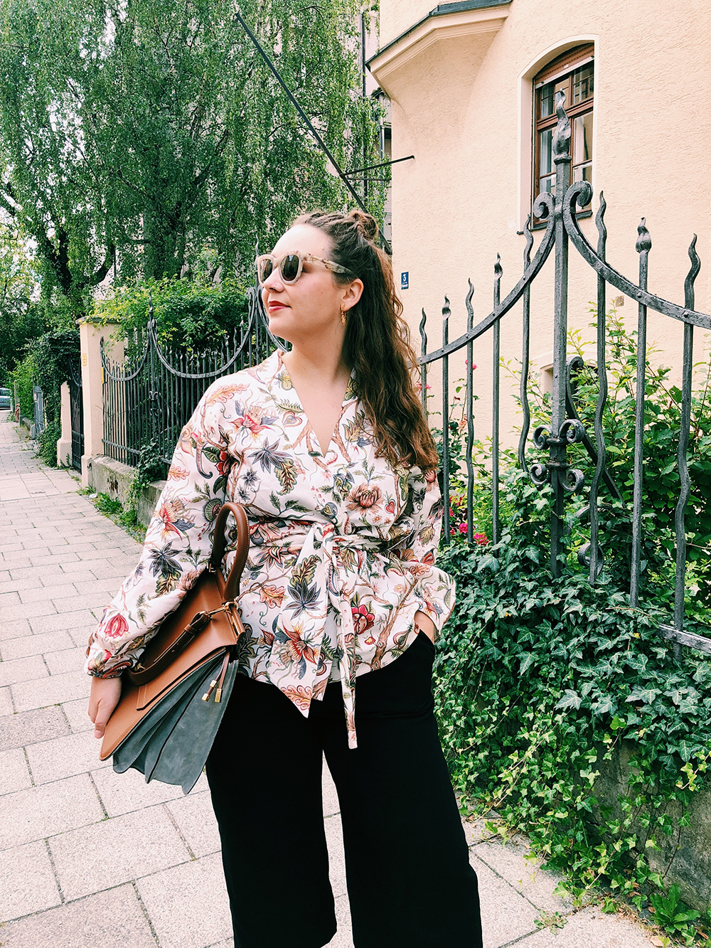 Outfit: Blooming - amazed